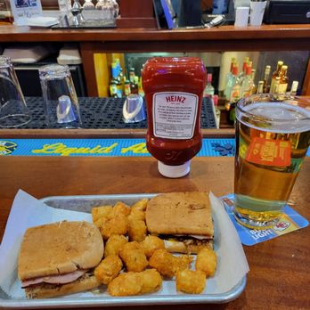 TAPS ON MAIN - Updated October 2025 - 213 Photos & 230 Reviews - 1715 ...