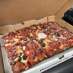 OLIVER’S PIZZA - Updated July 2025 - 22 Photos - 13464 22 Mile Rd ...