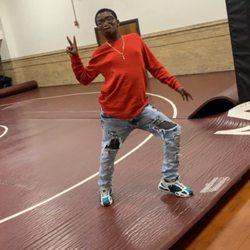 EDISON MIDDLE SCHOOL - 306 W Green St, Champaign, IL - Yelp