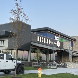 BACKLOT PIZZA + KITCHEN - Updated July 2025 - 171 Photos & 112 Reviews ...