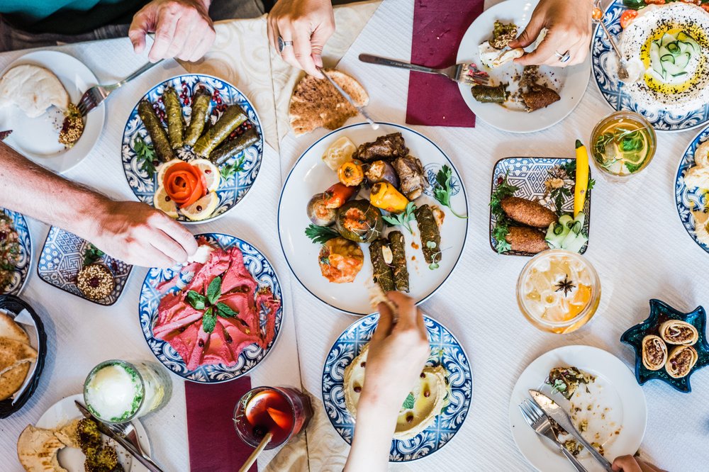 TAYYBEH - Updated June 2025 - 12 Photos - Estrada de Moscavide, 62A ...