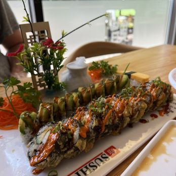SUSHI NOVA - Updated December 2024 - 109 Photos & 55 Reviews - 1935 N ...