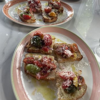 SIMONA - Updated December 2025 - 80 Photos & 24 Reviews - 59 Merchants ...