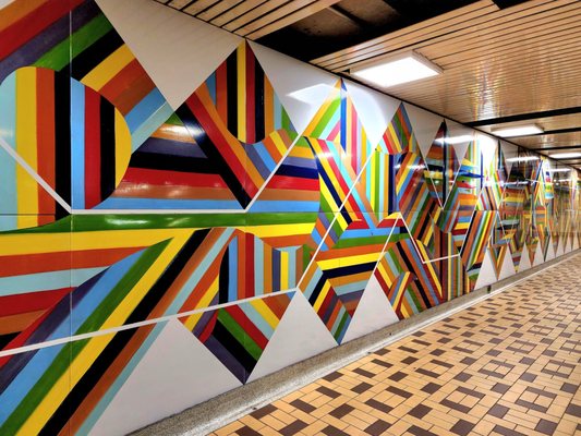 ST CLAIR WEST SUBWAY STATION - Updated April 2025 - 31 Photos - 370 St ...