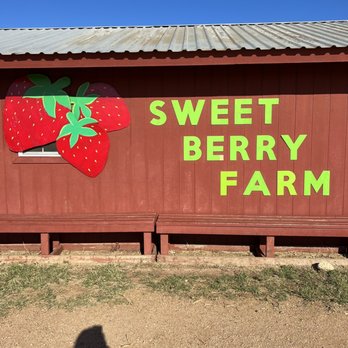 SWEET BERRY FARM - Updated April 2025 - 255 Photos & 182 Reviews - 1801 ...