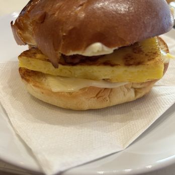 CAFÉ TOLIA - Updated July 2024 - 119 Photos & 62 Reviews - 26 N 3rd St ...