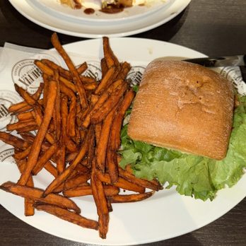 THE FIX BURGER BAR - Updated June 2024 - 585 Photos & 1000 Reviews ...