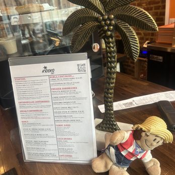 KIOSKO 787 - Updated July 2024 - 151 Photos & 62 Reviews - 488 Carroll ...