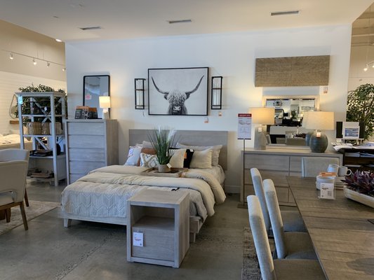 Ashley furniture blossom hill store