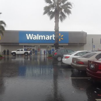 WALMART - Updated December 2024 - 415 Photos & 422 Reviews - 1919 Davis ...