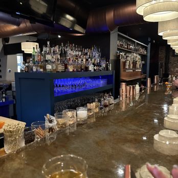 EVOLUTION BISTRO & BAR - Updated January 2026 - 24 Photos & 24 Reviews ...
