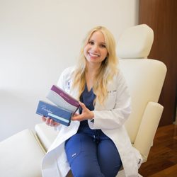 KELLIE REED, MD - 3637 Far West Blvd, Austin, Texas - Dermatologists ...