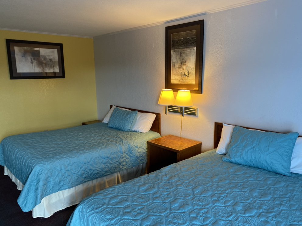 CHAMPIONS INN MOTEL - Updated January 2026 - Request Information - 11 ...