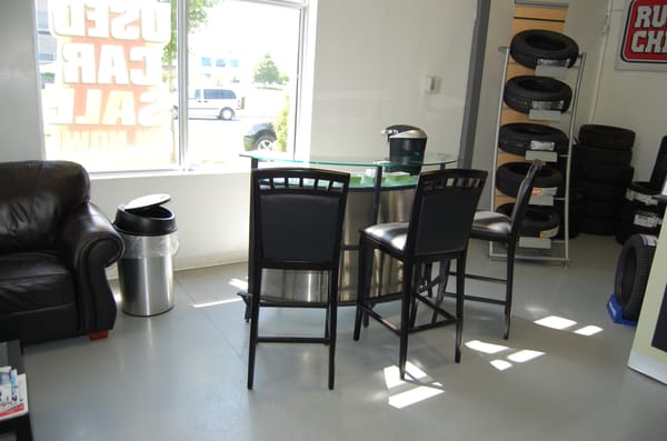 LUXE AUTO LOUNGE - Updated December 2025 - 11 Photos - 1671 Vimont ...