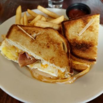 RIVERSIDE CLUBHOUSE - Updated June 2025 - 826 Photos & 736 Reviews ...