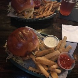 BRONX DRAFTHOUSE - Updated January 2026 - 321 Photos & 262 Reviews ...