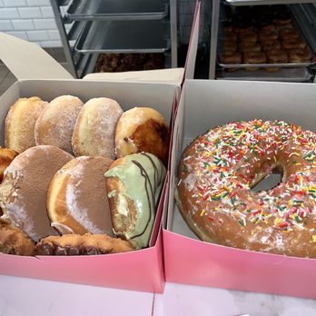 BOB’S DONUTS - Updated January 2025 - 87 Photos & 48 Reviews - 252 Almonte Blvd, Mill Valley ...