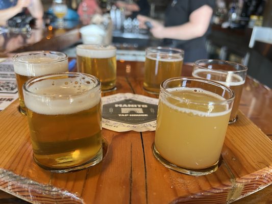 MANITO TAP HOUSE - Updated October 2025 - 261 Photos & 459 Reviews ...