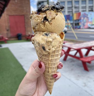 TWO SCOOPS CREAMERY - Updated September 2025 - 103 Main St, McAdenville ...