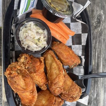 WICKED CHICKEN WINGHOUSE & TAVERN - Updated August 2025 - 61 Photos ...