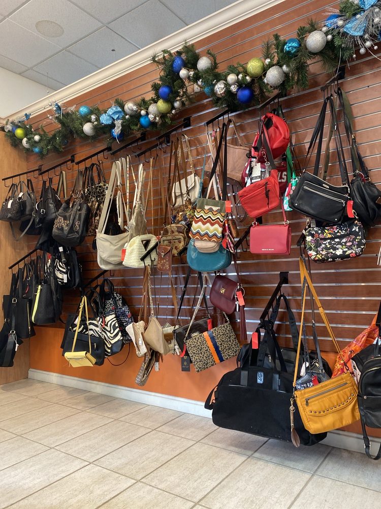 TURN STYLE CONSIGNMENT - Updated July 2025 - 52 Photos & 82 Reviews ...