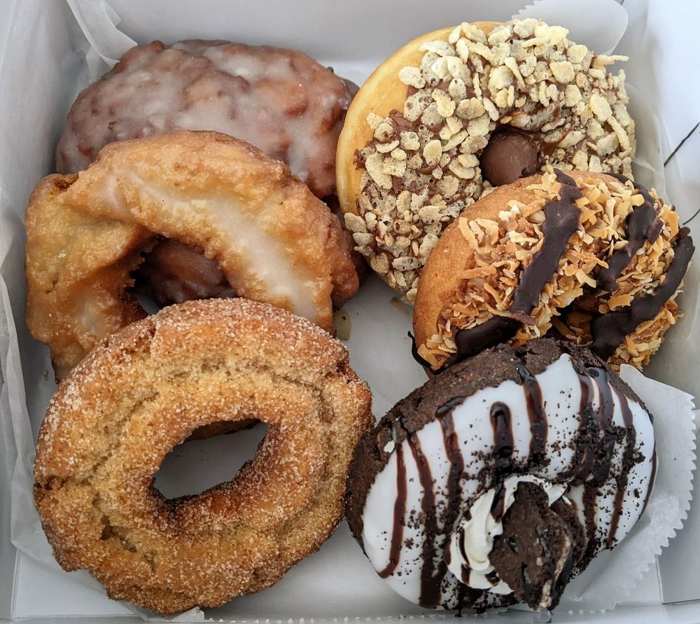 URBAN DONUT - Updated December 2025 - 272 Photos & 151 Reviews - 2805 ...