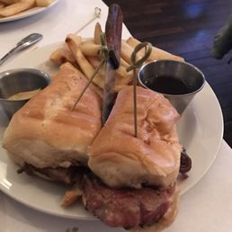 RADIUS - 134 Photos & 137 Reviews - Burgers - 15 E Lincolnway ...