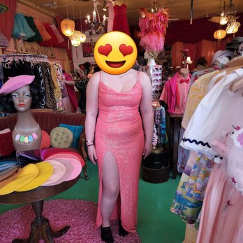 PRETTY PARLOR - Updated January 2026 - 114 Photos & 111 Reviews - 119 ...