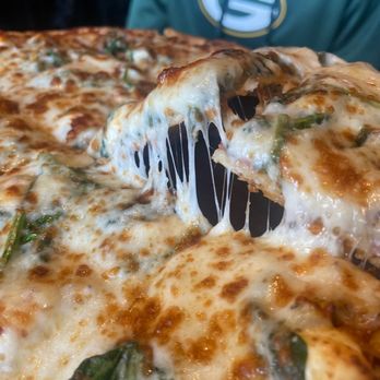 FIXTURE PIZZA PUB - 337 Photos & 316 Reviews - 623 S 2nd St, Milwaukee ...