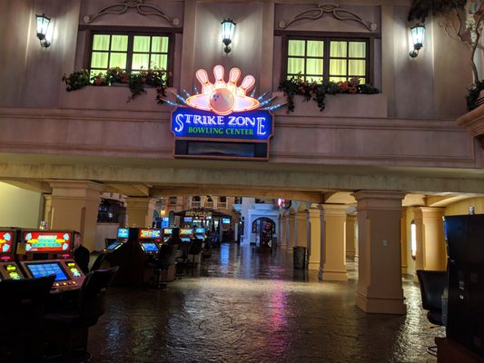 STRIKE ZONE BOWLING CENTER - 140 Photos & 141 Reviews - 1301 W Sunset ...