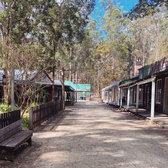 TIMBERTOWN HERITAGE THEME PARK - Updated August 2024 - Oxley Hwy ...