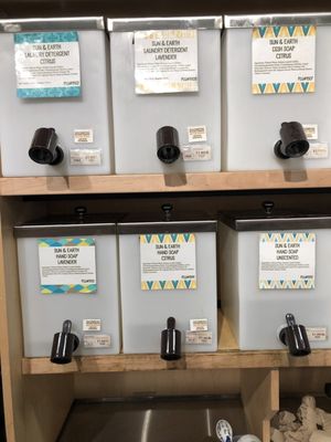 MOM’S ORGANIC MARKET - 174 Photos & 89 Reviews - 34 S 11th St ...