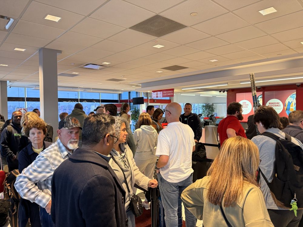 AVIS - DETROIT - Updated December 2025 - 137 Photos & 515 Reviews - 295 ...