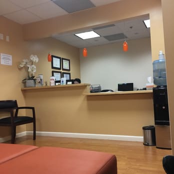 HELEN ROSTAMLOO, MD - Updated April 2025 - 13 Photos & 48 Reviews - 800 ...