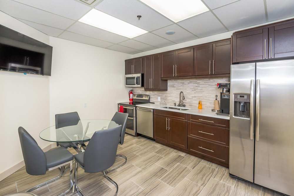 SE TELECOM - Updated January 2026 - 19 Photos - 17075 Leslie Street ...