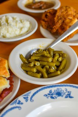 DAN’L BOONE INN - Updated December 2025 - 255 Photos & 330 Reviews ...