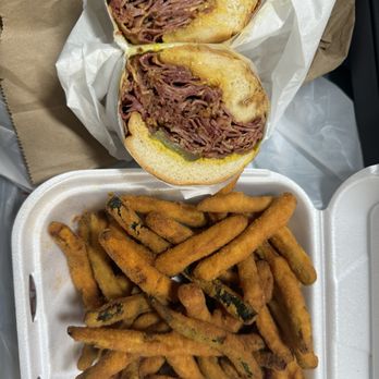 PRIMO BURGERS - Updated December 2025 - 53 Photos & 102 Reviews - 118 E ...