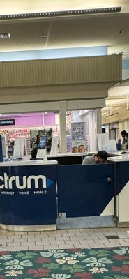 SPECTRUM - Updated December 2025 - 24 Reviews - 4211 Waialae Ave ...