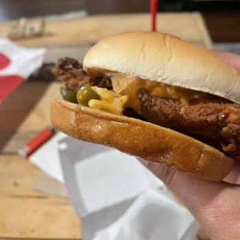 CHICK-FIL-A - Updated December 2025 - 116 Photos & 89 Reviews - 1524 ...