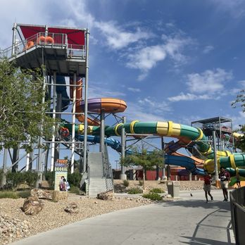 COWABUNGA CANYON WATERPARK - TEMP. CLOSED - Updated February 2025 - 91 ...