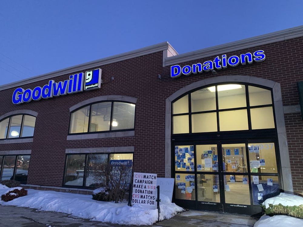 GOODWILL STORE- CANTON - Updated October 2025 - 35 Photos & 51 Reviews ...