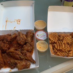 WINGS OVER ROCHESTER - Updated December 2025 - 82 Photos & 96 Reviews ...