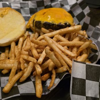 DEEP DEUCE GRILL - Updated December 2025 - 317 Photos & 311 Reviews ...