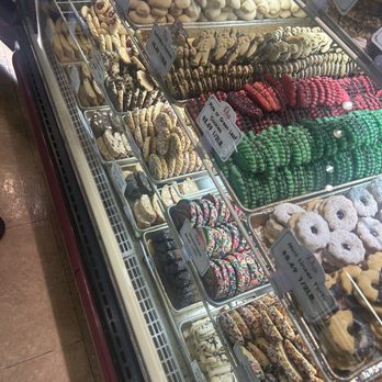 DORIS ITALIAN MARKET & BAKERY - Updated December 2025 - 282 Photos ...