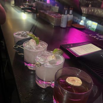 TIGER RESTAURANT & LOUNGE - Updated June 2026 - 370 Photos & 338 ...