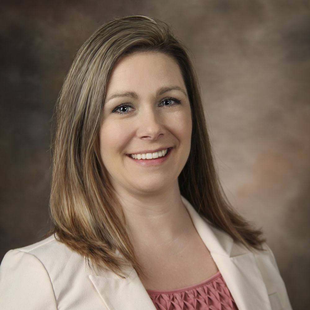 Lisa Strobel's Instagram, Twitter & Facebook on IDCrawl