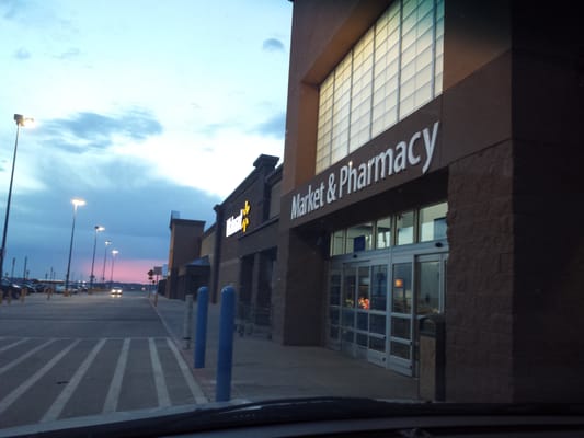 WALMART SUPERCENTER - 12 Photos & 19 Reviews - 6304 N 99th St, Omaha ...