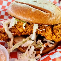 BYRD’S HOT CHICKEN - Updated December 2025 - 595 Photos & 814 Reviews ...