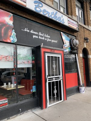 BERTHA’S DINER - 245 Photos & 209 Reviews - 1430 Hertel Ave, Buffalo ...