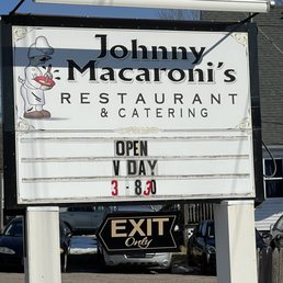 JOHNNY MACARONI’S - Updated December 2025 - 132 Photos & 282 Reviews ...